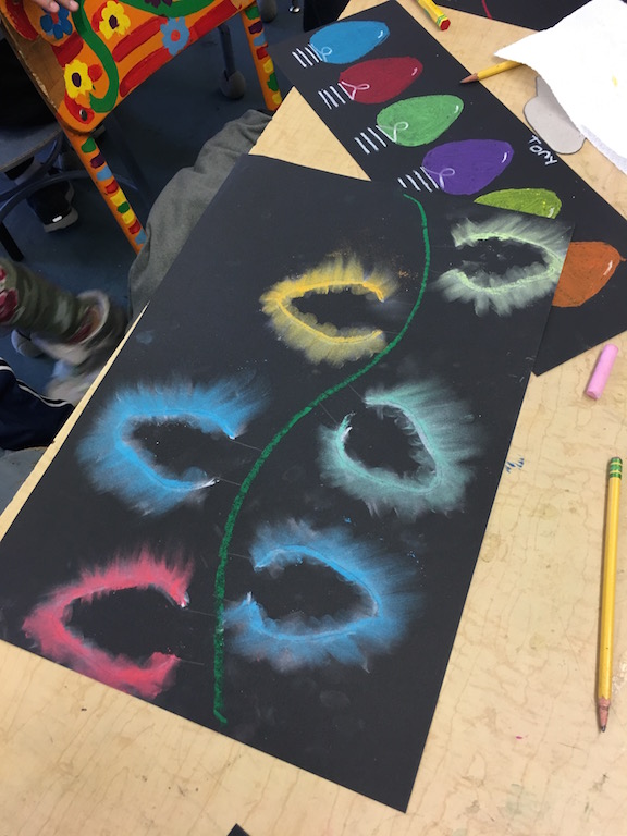 Holiday Lights! – 5th Grade – Art with Mrs Filmore